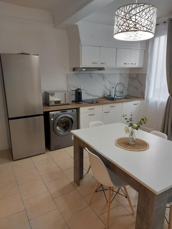 Bel Appartement En Centre Ville De Manosque. - Manosque