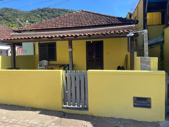 Casa Amarela 02 - Ilha Grande