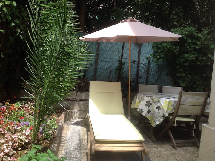 Cannes Centre 2p Avec Jardin, Non Fumeur - Cannes