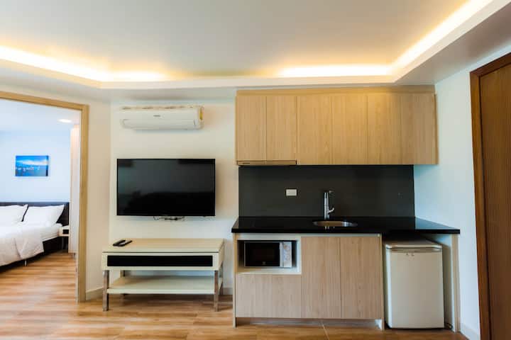 One Bedroom Apartment With Pool View - Jomtien