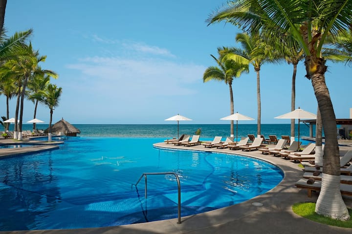 Beach Apartment, Ground Floor. - Bucerías