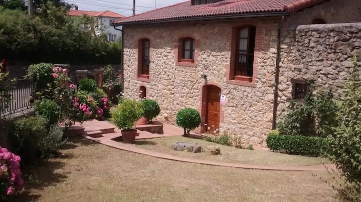 Preciosa Casa Rústica De Piedra - Santillana del Mar