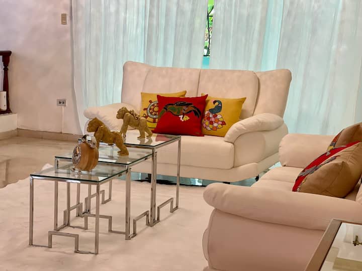 Welcoming 3 Bedrooms With Breakfast & Free Parking - Santo Domingo