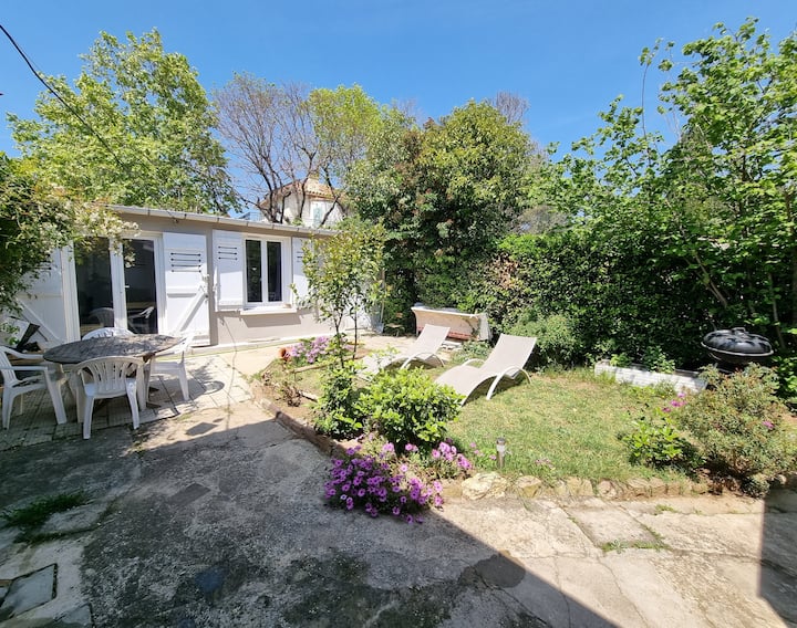 Maisonnette De Pêcheur Avec Jardin - La Seyne-sur-Mer