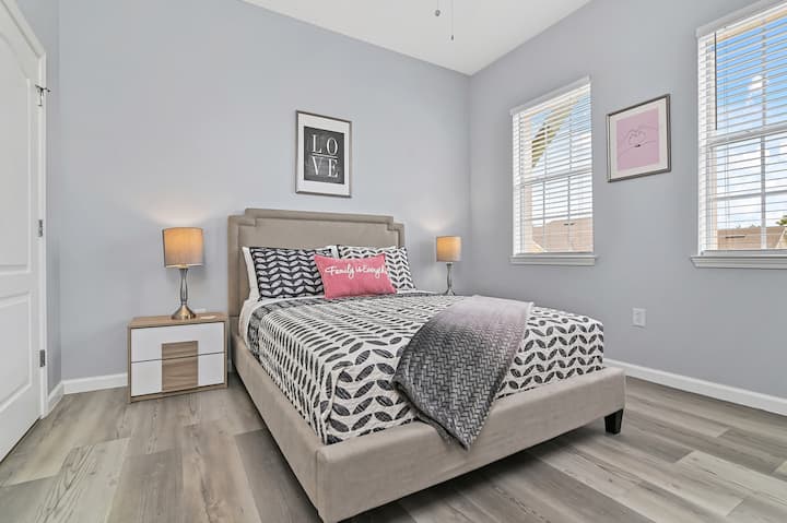 Sunset Every Single Day /Reserveview 4br/elevator - Aquatica Orlando, Kissimmee