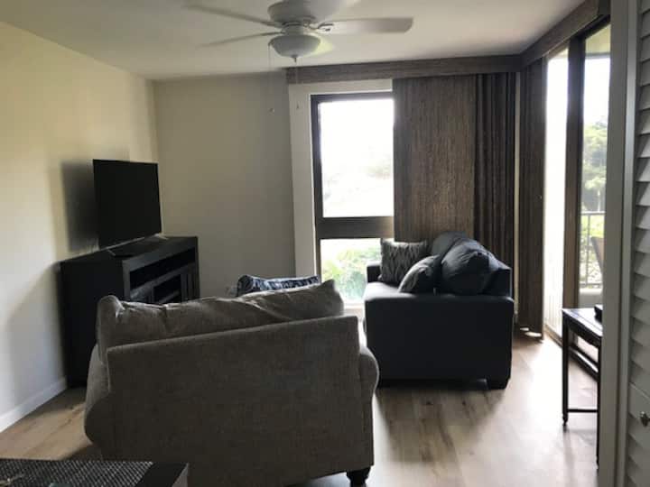 Updated Condo Minutes From Beaches, Golf & Shops - Kahana, HI