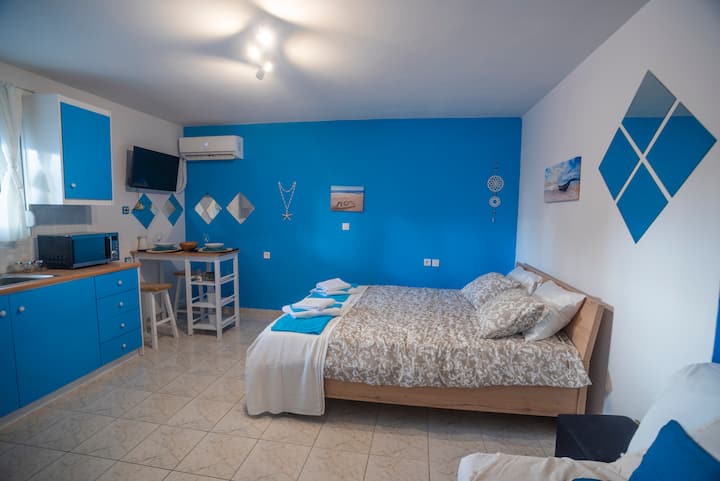 The Cool Underground Studio Apartment ! - Kos