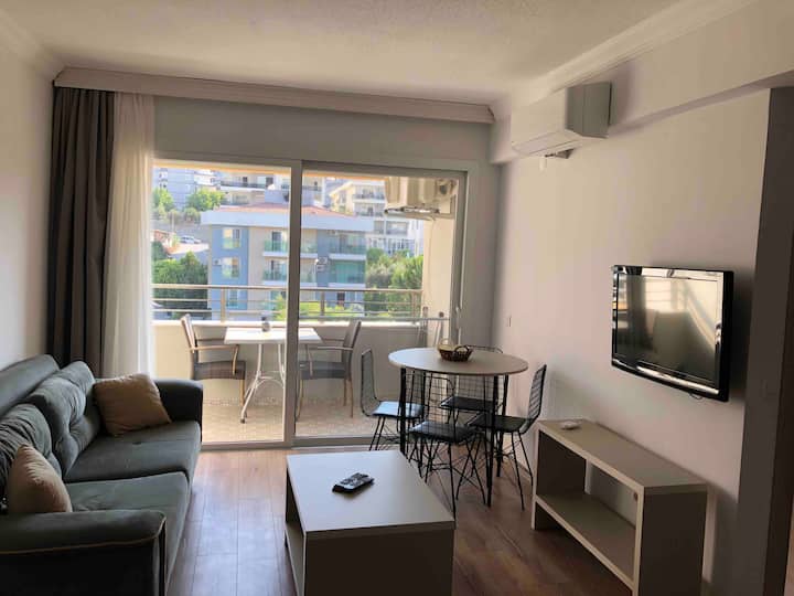 Opus Apart Otel'de Güzel Sıcak Bir Tatil - 庫莎達西
