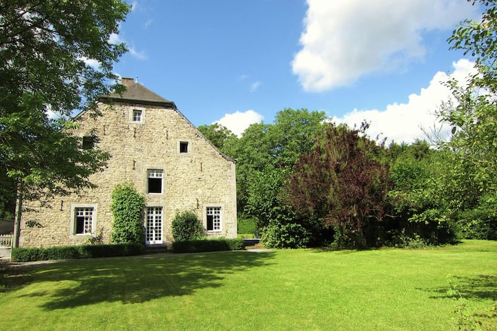 Maison De Vacances à Forrières Avec Sauna - Saint-Hubert