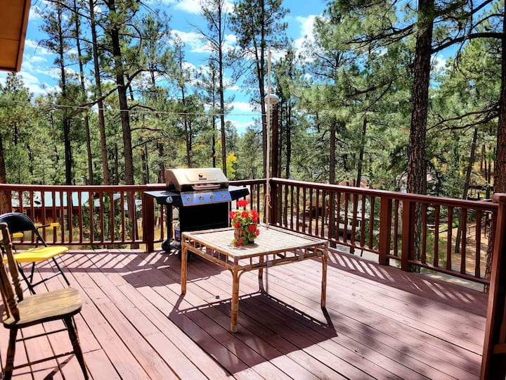 Cozy Mountain Cabin Less Than A Mile From Midtown - Ruidoso, NM