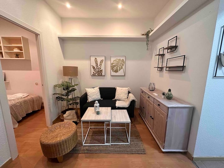 Piso De 2 Dormitorios En Chamberi - Madrid