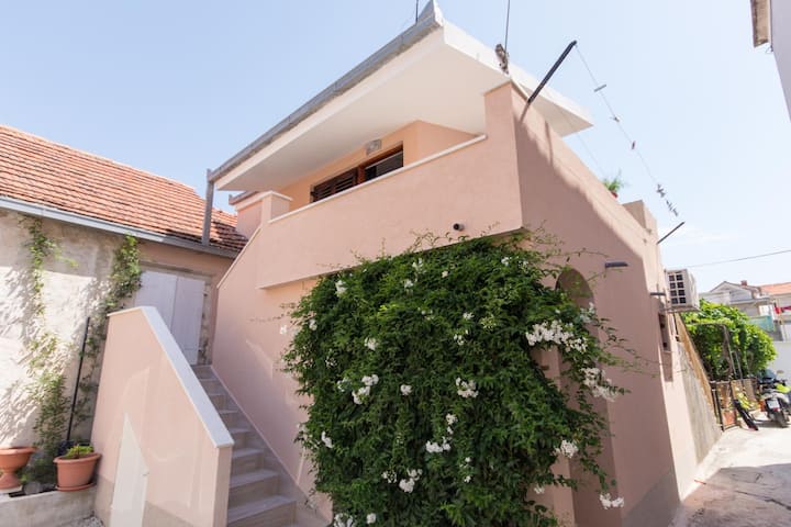 Apartman Andrea 1 - Trogir