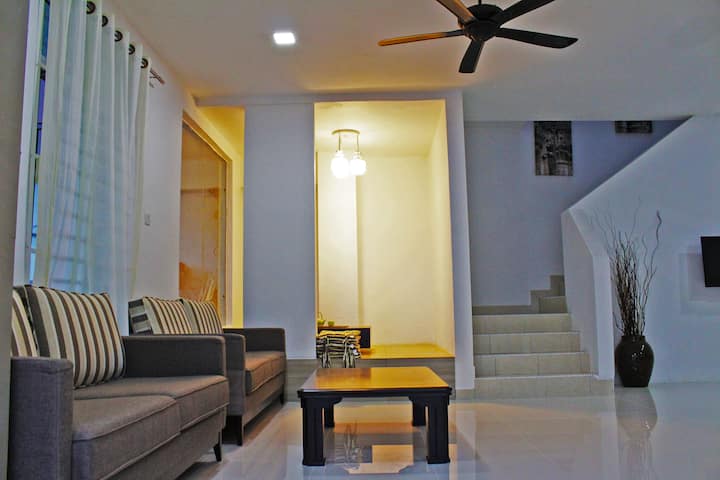 Bukit Indah-yes I Do Chapel- Tatami 6pax Cabin - Skudai