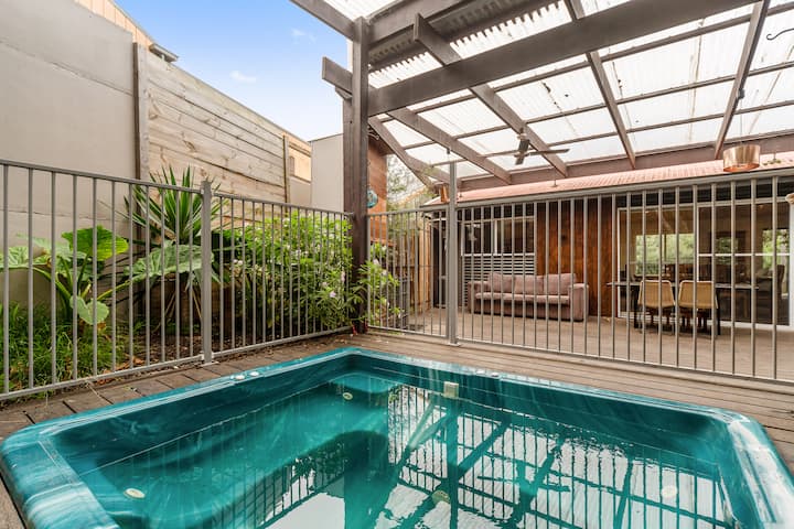 Rye Hot Tub 4 Bedroom! - Sorrento