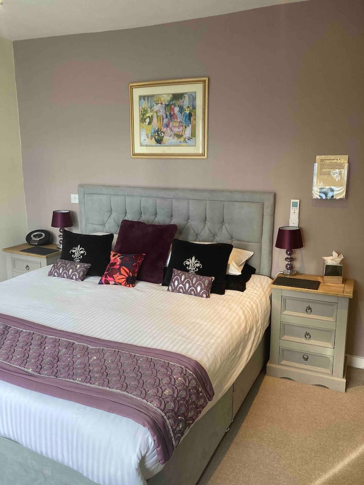 Deluxe Kingsize Room | The Quies Hotel - Perranporth
