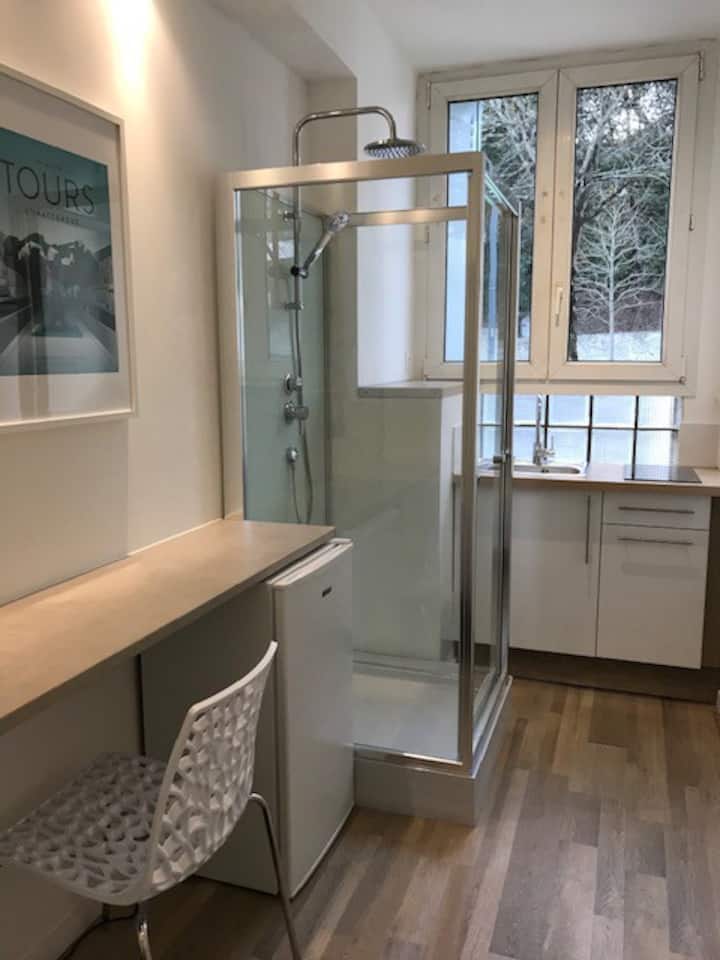 Chambre Meublée -Toute éQuipée - Tours