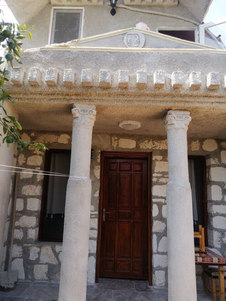 Heredot's House Amintas Lahit - Finike
