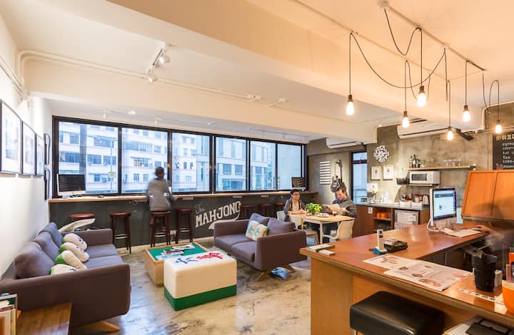 1.4 Mixed Dorm With Pod Style Bed - Hong Kong