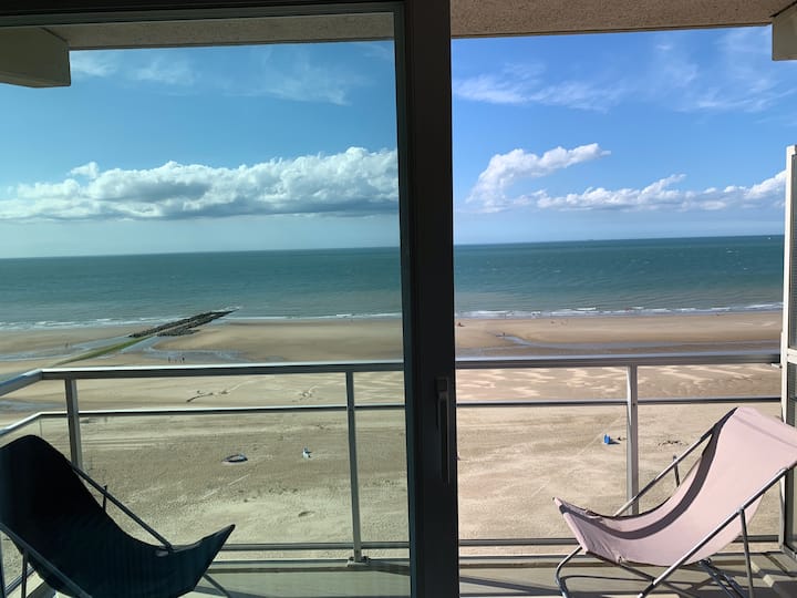 Ruim, Zonnig Appartement Met Zeezicht - Middelkerke