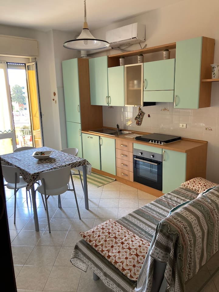 Trilocale In Centro Con Balconi, Ascensore E Clima - Stella, Liguria