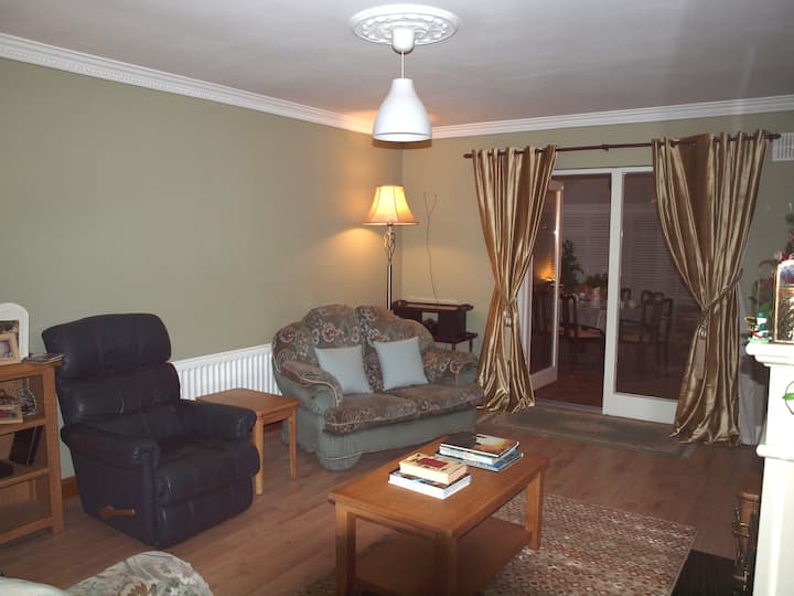 Chez Sé - Your Home From Home (Bedroom 1 Of 2) - Drogheda