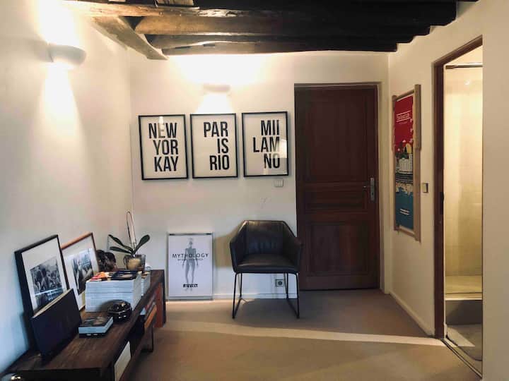 Great Fashion Place In The Marais, Max 3 People - Paris