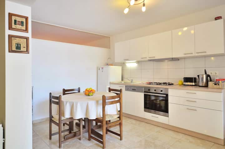 Apartman Rino - Podstrana
