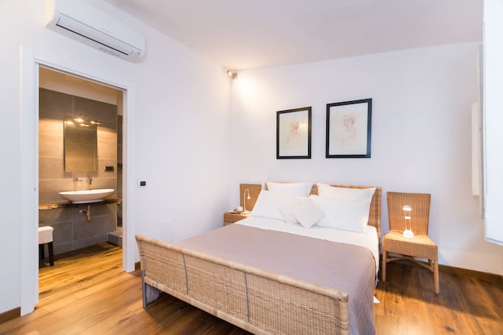 New Apartment Near Old Bridge - Floransa