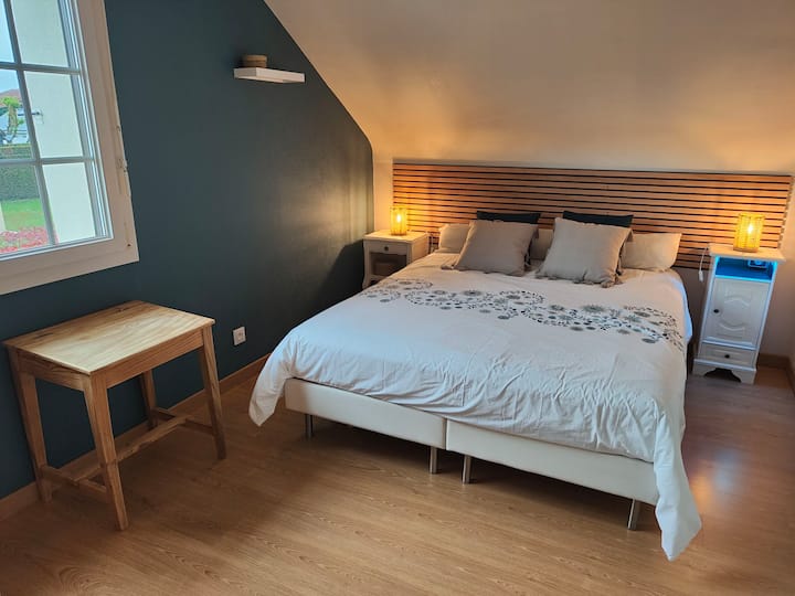 Chambre à 5 Min Du Circuit. - 르망