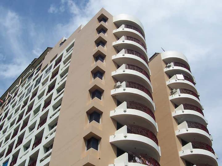 2br Penthouse On Topfloor In City - Csiangmaj