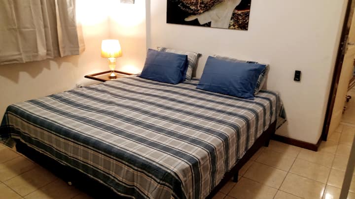 Super Quarto Em Botafogo Com Todo Conforto - Rio de Janeiro