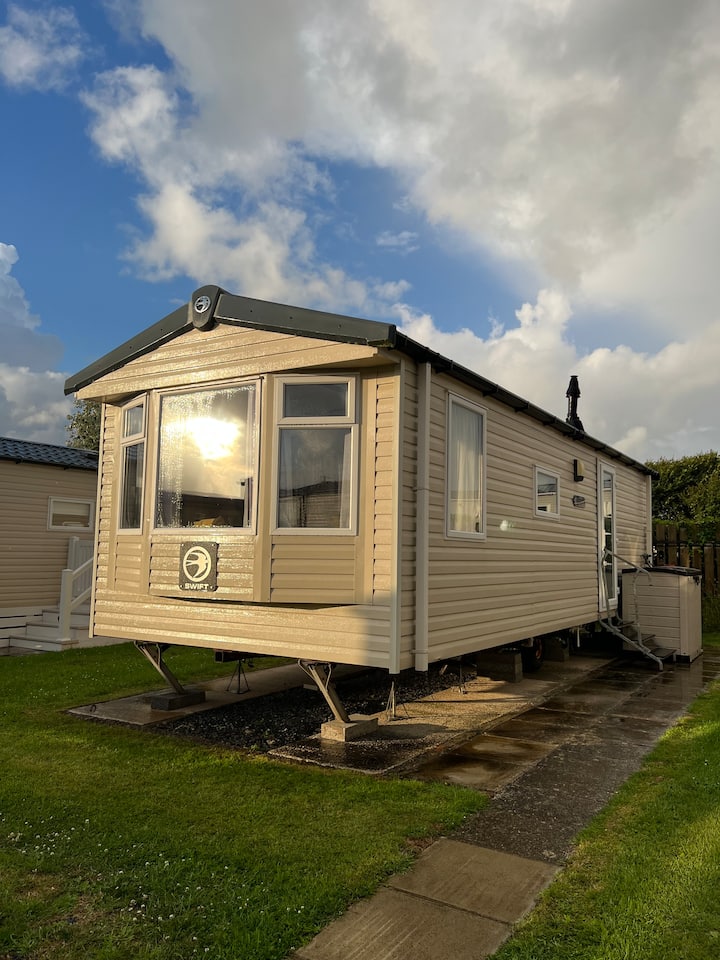 Cosy Caravan In North Devon - Bideford