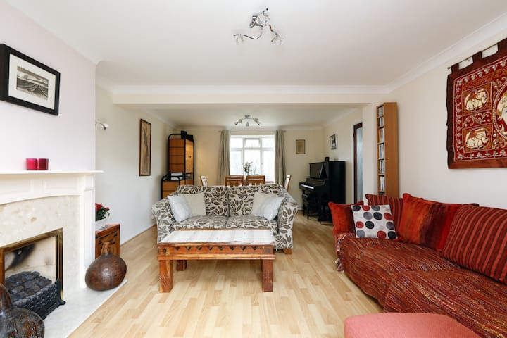 Comfortable Home Near The Sea & The Countryside - Brighton and Hove