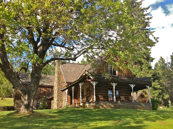 Gorgeous Home In Trout Lake - Trout Lake, WA