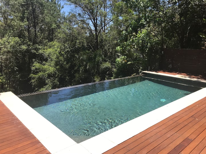 Room In Forest Escape - Pomona