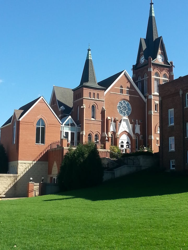 The Village Park Retreat - New Glarus Woods State Park, New Glarus
