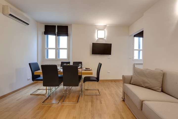 Sant'ambrogio Flat-04 Goodoption For Family&groups - Florence