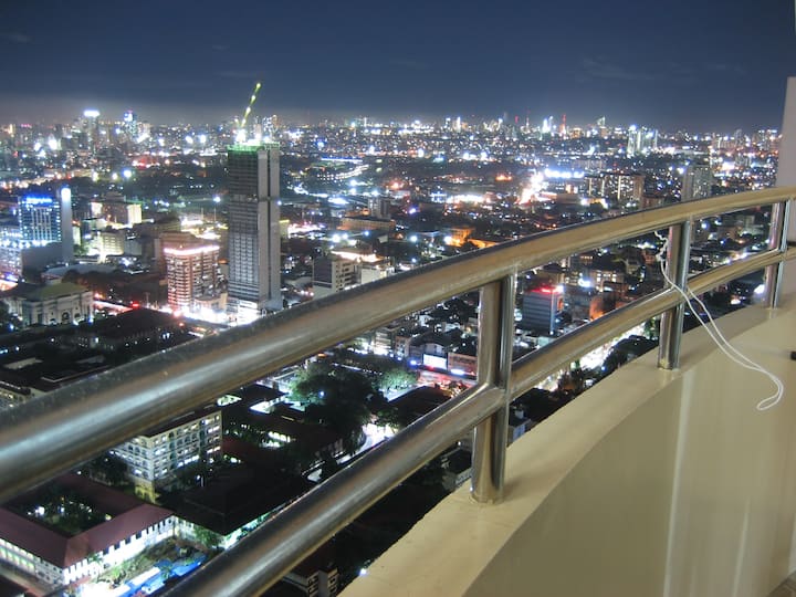 Birch Tower, Floor 47 (Unit 4709), Manila - Manila