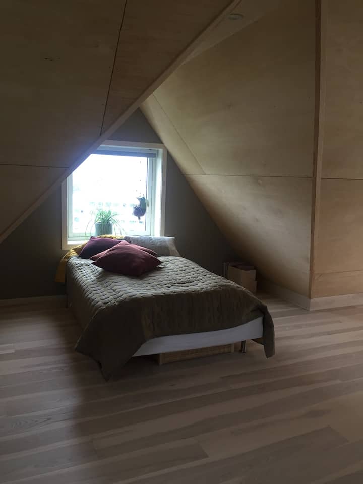 Spacious Loft Room With A View- For 2-3 - Bergen
