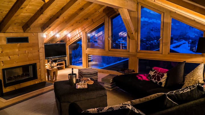 Meribel Chalet - 3 Vallees France - Courchevel, France