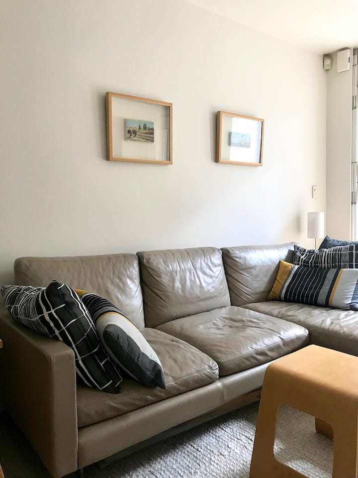 Modern Room, Central Surry Hills - Bondi Beach