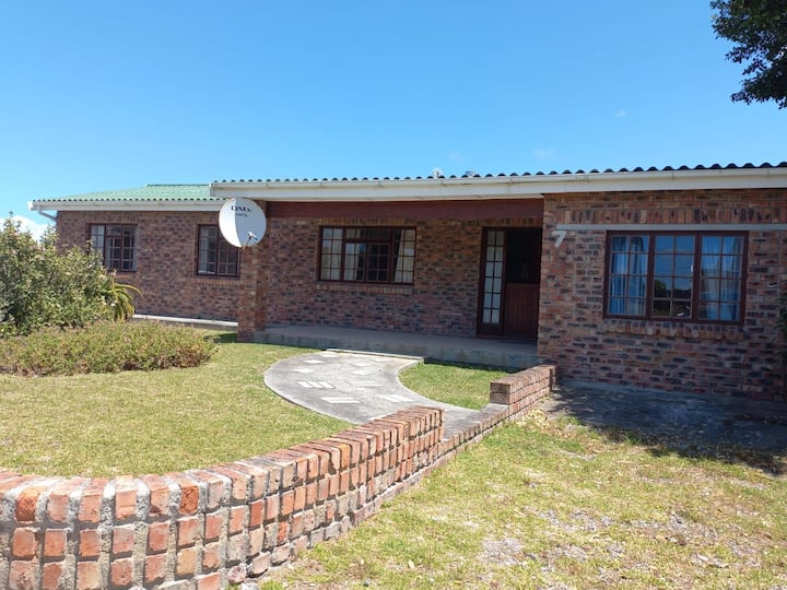 Plonkers Rest - L'Agulhas