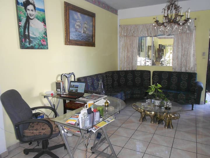 Bedroom  Near The Historical Downtown San Salvador - San Salvador (El Salvador)