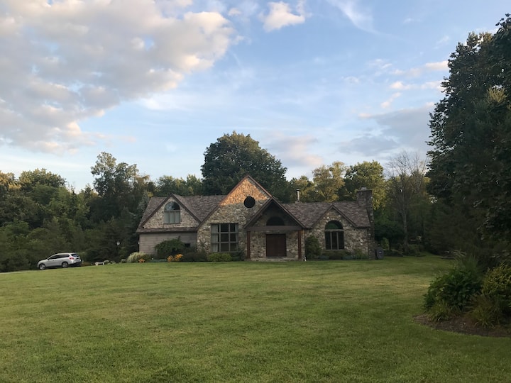 6acre Private Hudson Valley Estate - New Paltz, NY