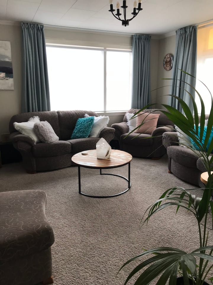 Cosy And Relaxed Private Bedroom - Palmerston North