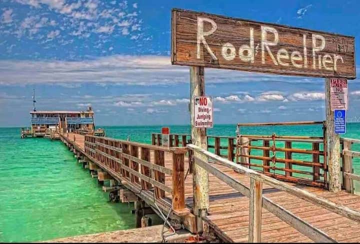 Boat-jetskies Parking-close To Ami-img Academy. - Bradenton, FL