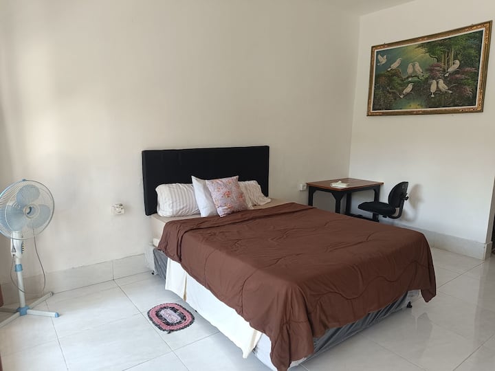 Backpaker Room 1 Close Beach - Sanur