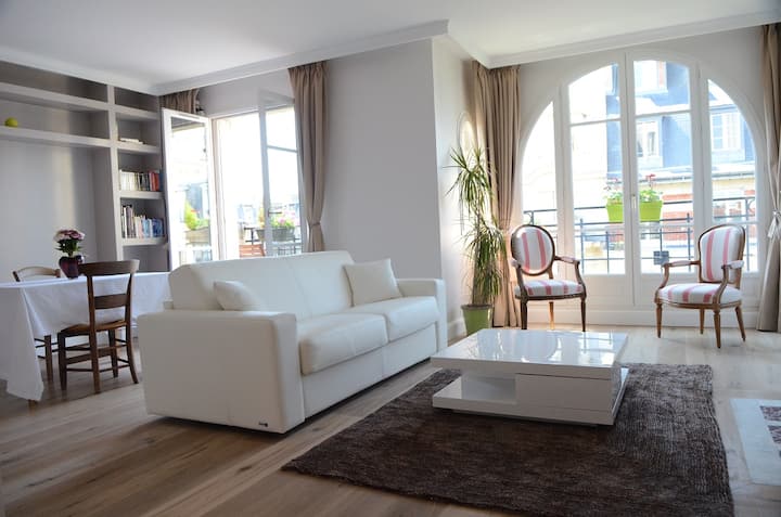 3 Pieces + Balcon 75m2 Recemment Renove - Paris