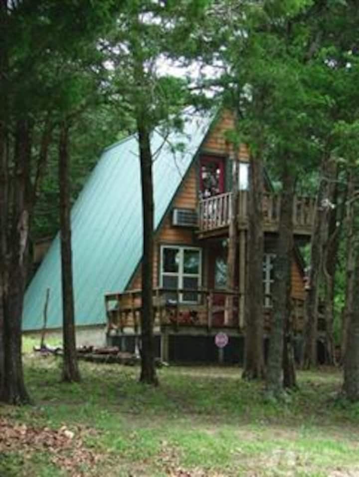 Lily Pond Cottage, Natural Wonder! - New Ulm, TX