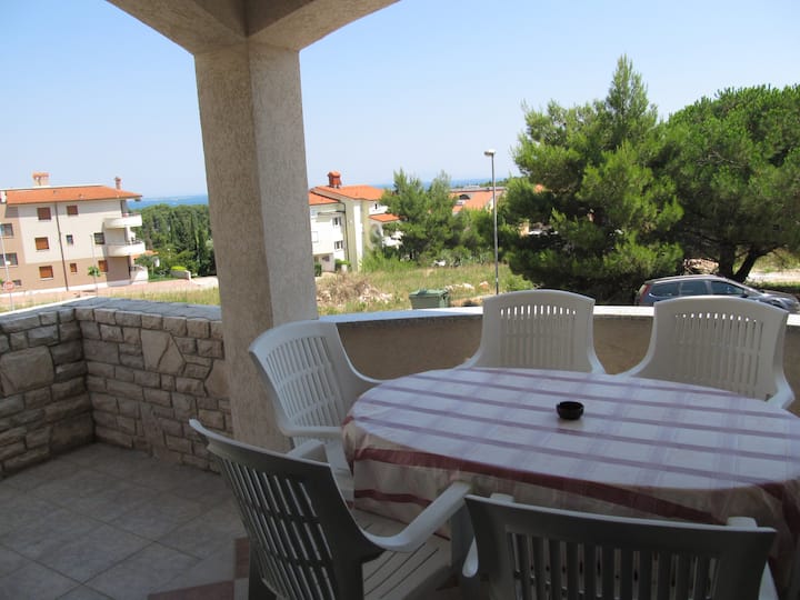 Appartment 'Rosa' Mit Terrasse - Premantura